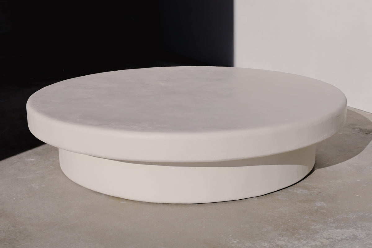 Georgia Handmade Round Plaster Coffee Table – öken house studios
